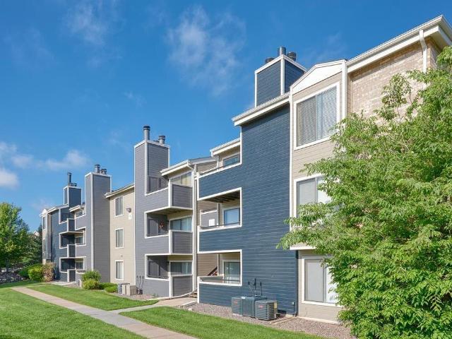 2 Bedroom Apartment for Rent at 8965 E Florida Ave, Denver, CO 80247