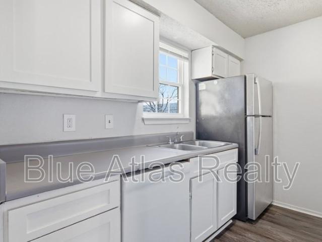 2 Bedroom Apartment for Rent at 8030 Cambridge Cir #A, White Settlement, TX 76108