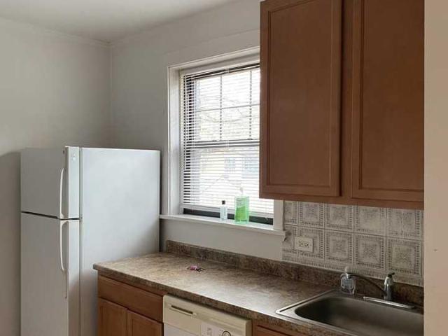 2 Bedroom Apartment for Rent at 804 Sherman Avenue #1, Chicago, IL 60202 Evanston