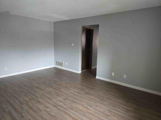 2 Bedroom Apartment for Rent at 812 Gordon Smith Blvd, Hamilton, OH 45013