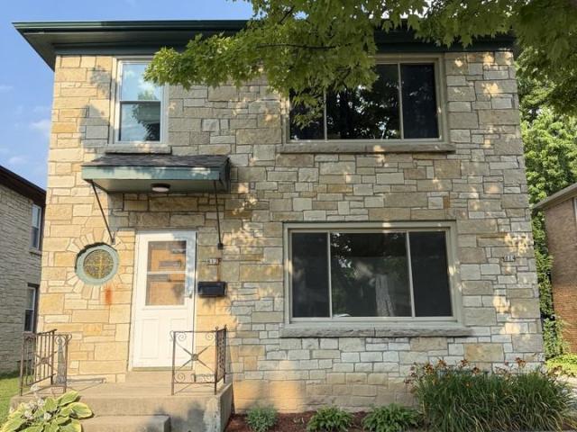 2 Bedroom Apartment for Rent at 812 S 87th St, West Allis, WI 53214