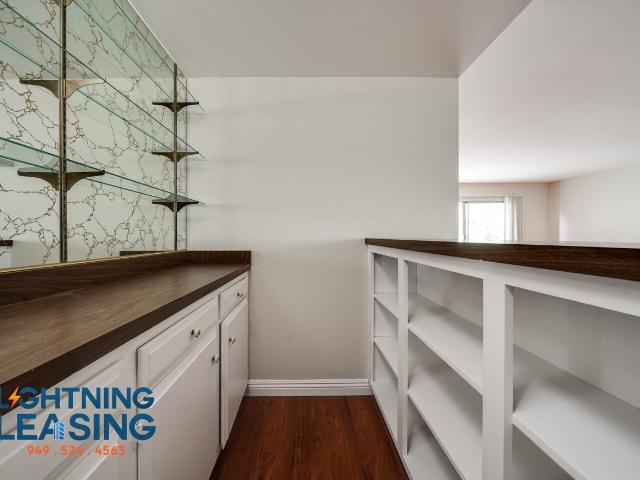2 Bedroom Apartment for Rent at 815 S Shenandoah St #301, Los Angeles, CA 90035 South Robertson