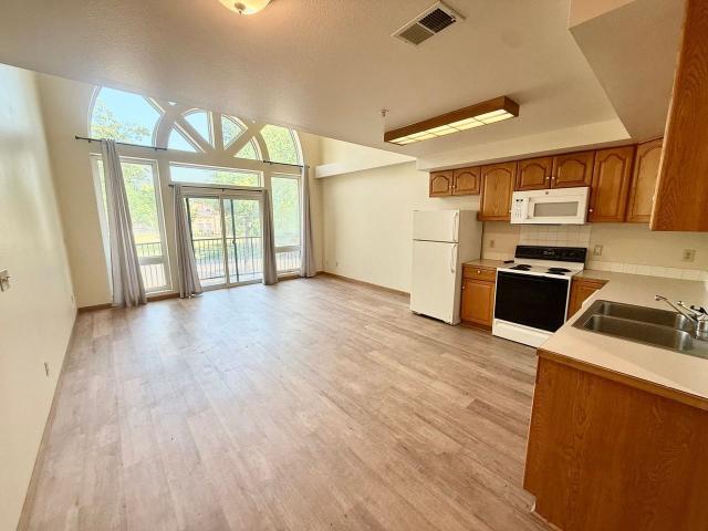 2 Bedroom Apartment for Rent at 816 S College Ave, Fort Collins, CO 80524 University Park
