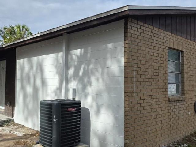 2 Bedroom Apartment for Rent at 8214 N 17th St #A, Tampa, FL 33604 Sulphur Springs