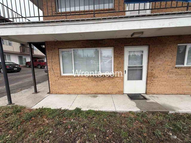 2 Bedroom Apartment for Rent at 839 Cedar St #1, Cheney, WA 99004