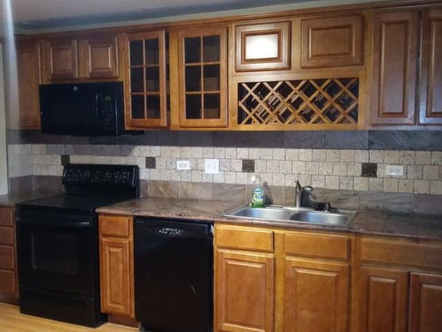 2 Bedroom Apartment for Rent at 9434 E Girard Ave, Denver, CO 80231 Hampden