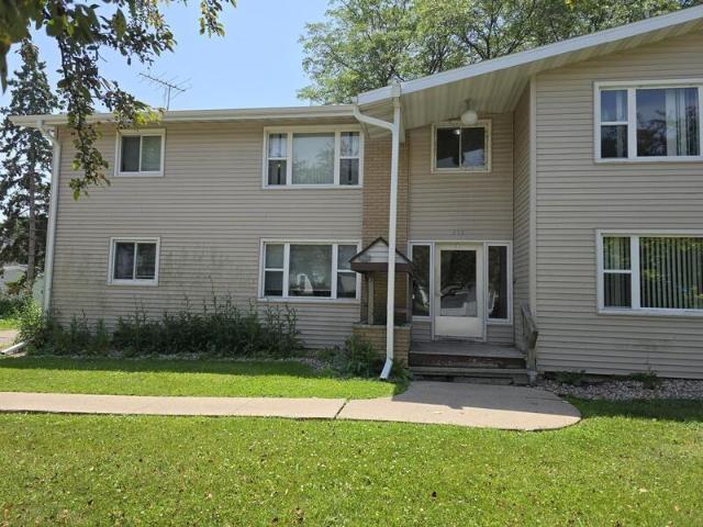 2 Bedroom Apartment for Rent at 958 Gay Dr, Neenah, WI 54956