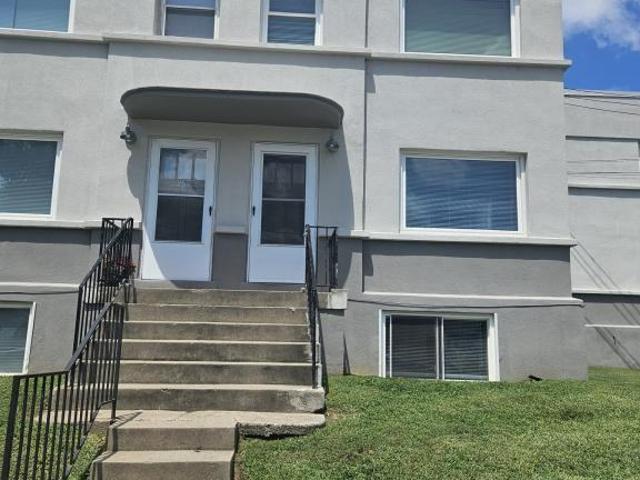2 Bedroom Apartment for Rent at 967 E Maple St, Jeffersonville, IN 47130