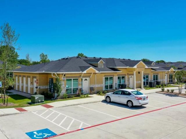 2 Bedroom Apartment for Rent at 981 E Main St #592, Allen, TX 75002