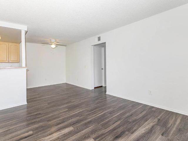 2 Bedroom Apartment for Rent at 985 Samar Ct, Corona, CA 92878