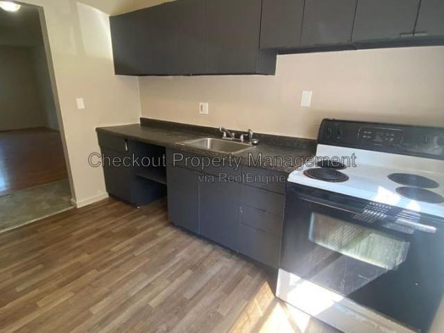2 Bedroom Apartment for Rent at 9957 Sloane Sq, Woodson Terrace, MO 63134 Woodson Terrace