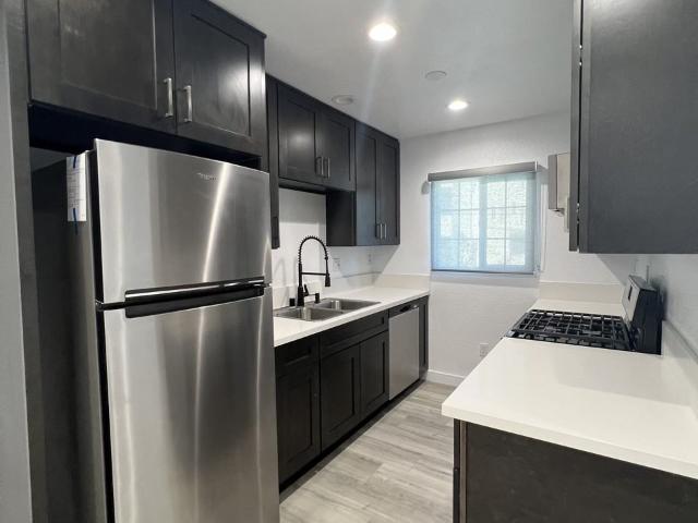 2 Bedroom Apartment for Rent at 900 West College Street #4, Los Angeles, CA 90012 Historic Cultural