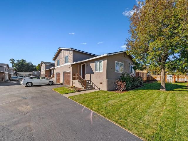 2 Bedroom Apartment for Rent at 929 35th Ave #A, Santa Cruz, CA 95062