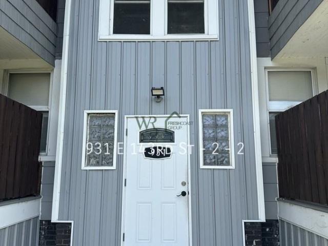 2 Bedroom Apartment for Rent at 931 E 143rd St #2, Cleveland, OH 44110 South Collinwood