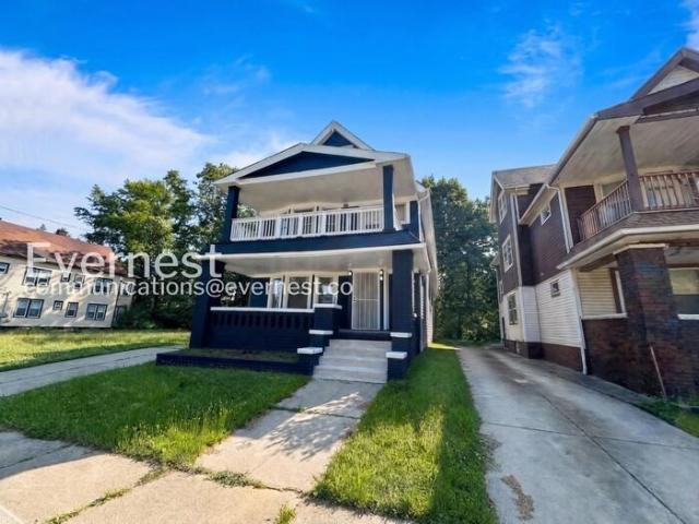 2 Bedroom Apartment for Rent at 937 Parkway Rd #1, Cleveland, OH 44108 Forest Hills