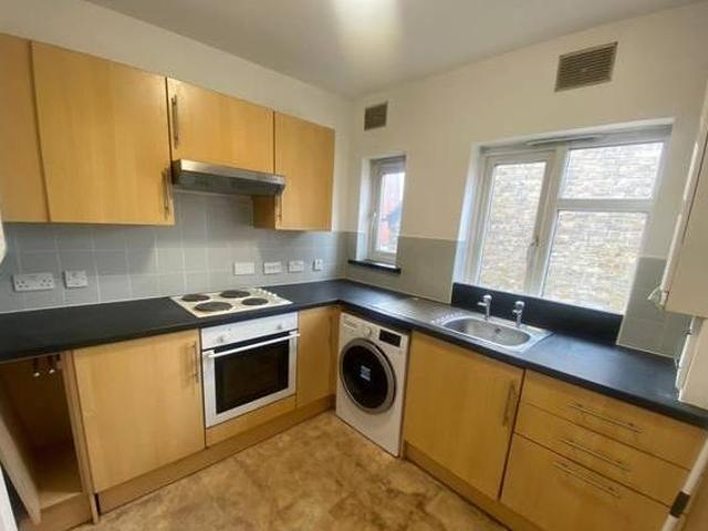 2 bedroom apartment for rent in M O U L S H A M S T R E E T CM2
