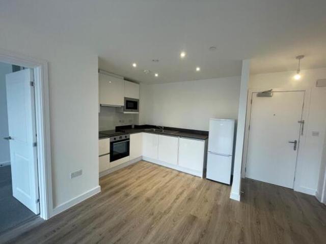 2 bedroom apartment for rent in MacArthur House, DE1