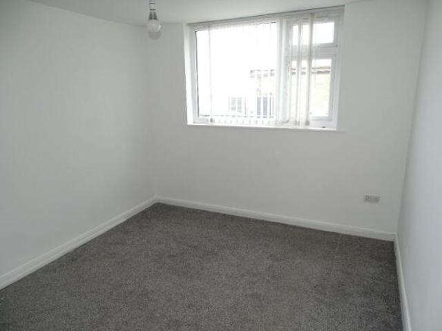2 bedroom apartment for rent in Maghull Central Sq & Westway Liverpool, Merseyside, L31