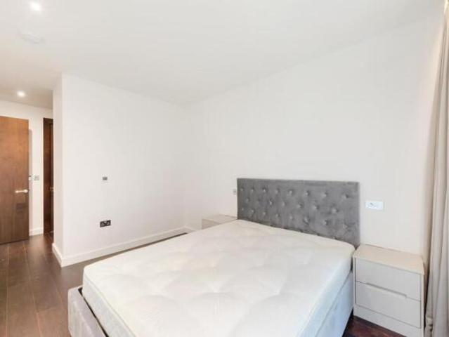 2 bedroom apartment for rent in Maderia Tower, The Residence, Nine Elms, London, SW11