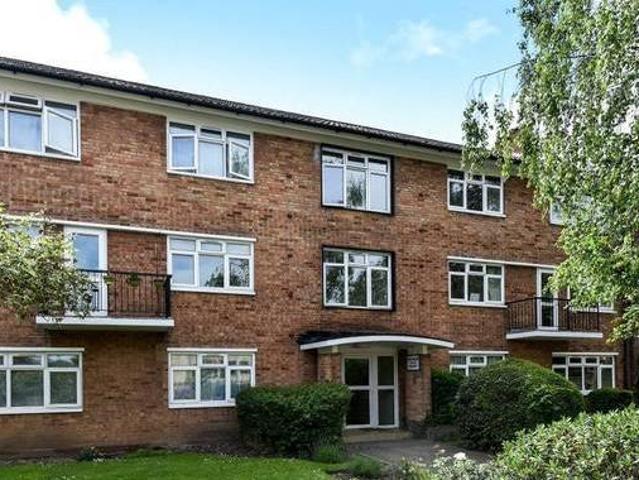 2 bedroom apartment for rent in Maidenhead Berkshire SL6