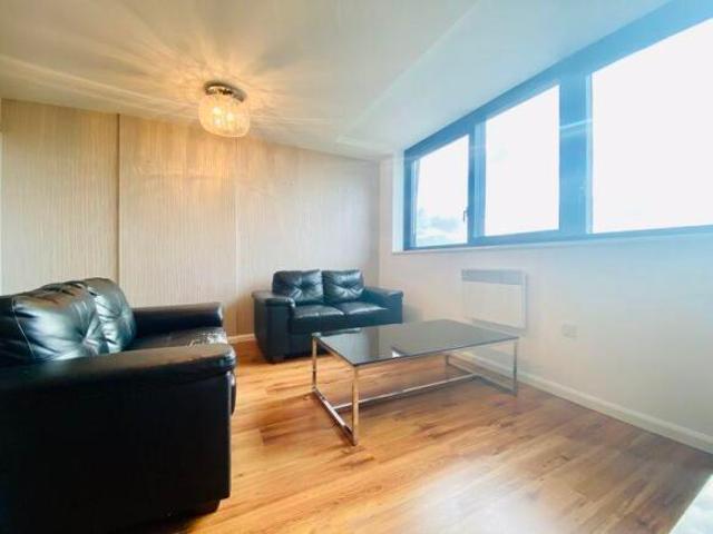 2 bedroom apartment for rent in Mann Island, Liverpool, L3
