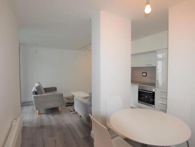 2 bedroom apartment for rent in Manor Mills, Ingram Street, LS11
