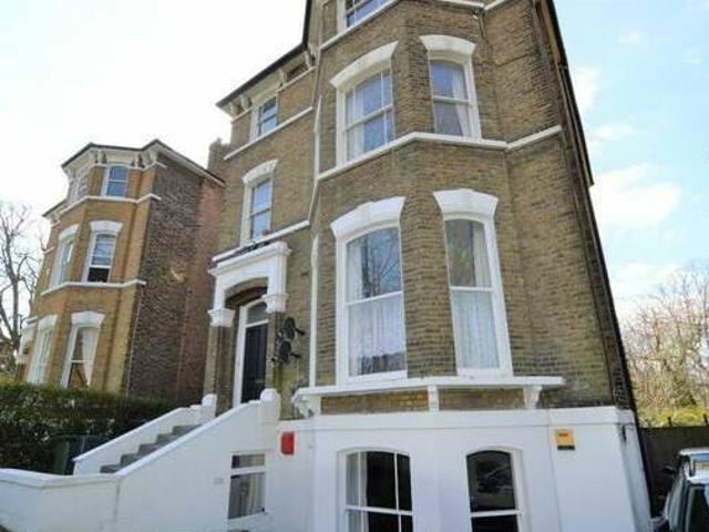 2 bedroom apartment for rent in Manor Park London SE13