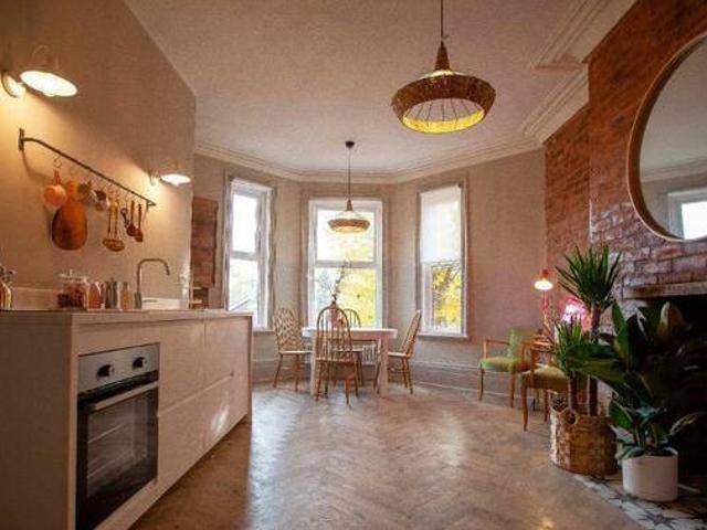 2 Bedroom Apartment For Rent In Manchester