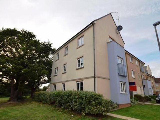 2 Bedroom Apartment For Rent In Mangotsfield, Bristol