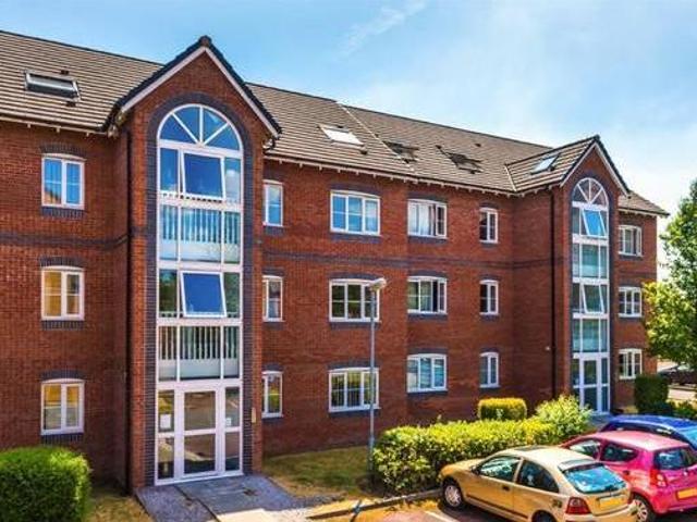 2 bedroom apartment for rent in Manley Park Leigh Greater Manchester WN7