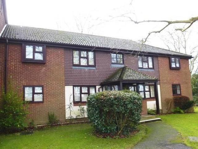 2 bedroom apartment for rent in Mansell Close BEXHILLONSEA TN39