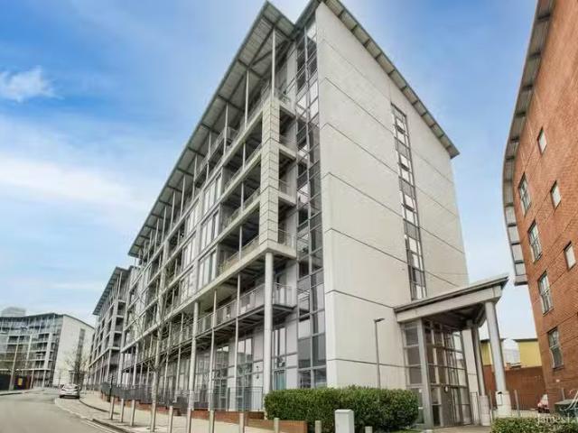 2 bedroom apartment for rent in Mason Way, Park Central, Birmi.