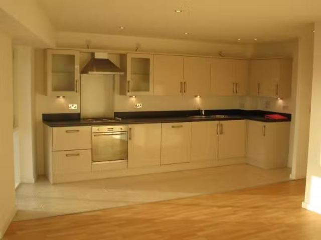 2 bedroom apartment for rent in Masshouse 2 Bed Unfurnished Wi.