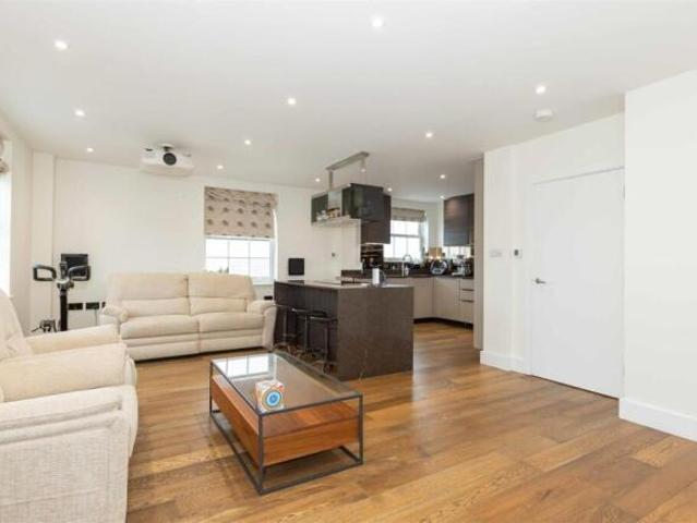 2 bedroom apartment for rent in Marine Parade, Worthing, BN11