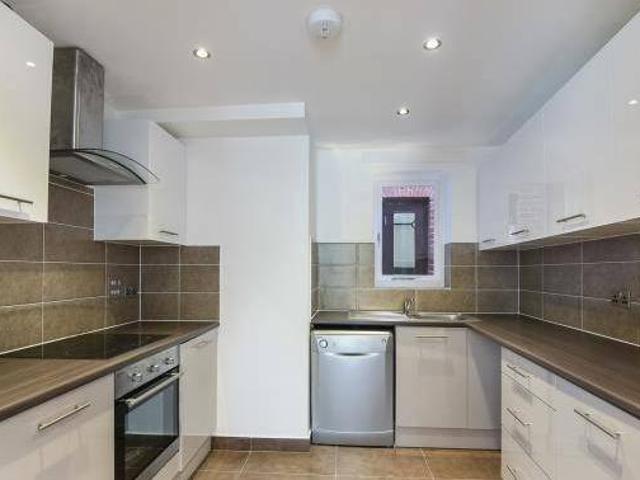 2 bedroom apartment for rent in Market Place HenleyonThames RG9