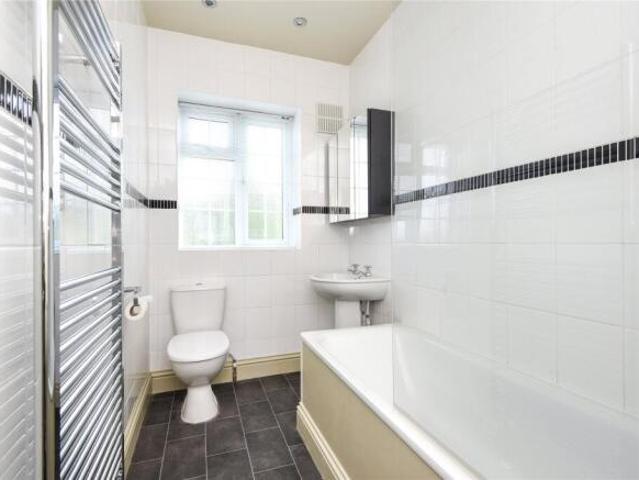 2 bedroom apartment for rent in Market Square, Westerham, Kent, TN16