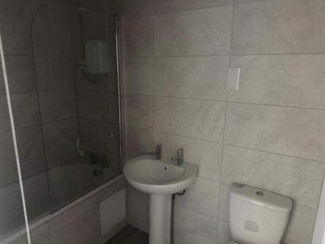 2 bedroom apartment for rent in Marks Court, Southchurch Avenue, Southend On Sea, Essex, SS1