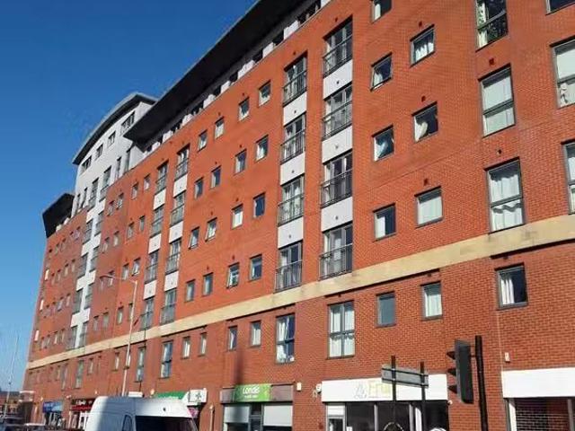 2 bedroom apartment for rent in Marsden Road, Bolton, Greater.