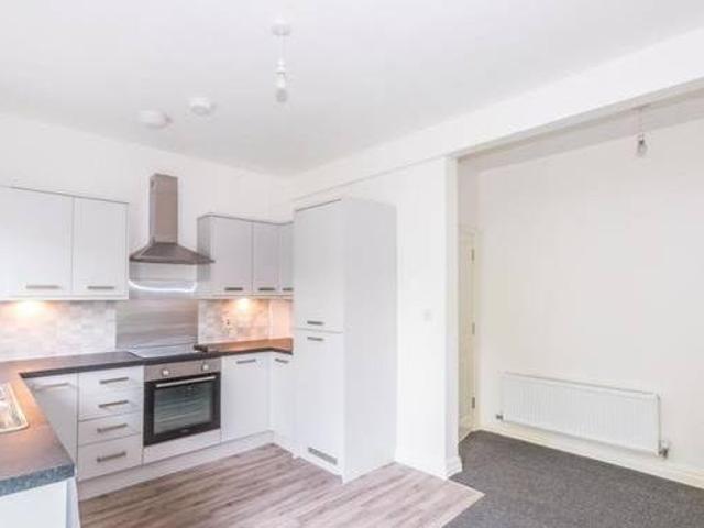 2 bedroom apartment for rent in Marsland Road Sale Manchester M33