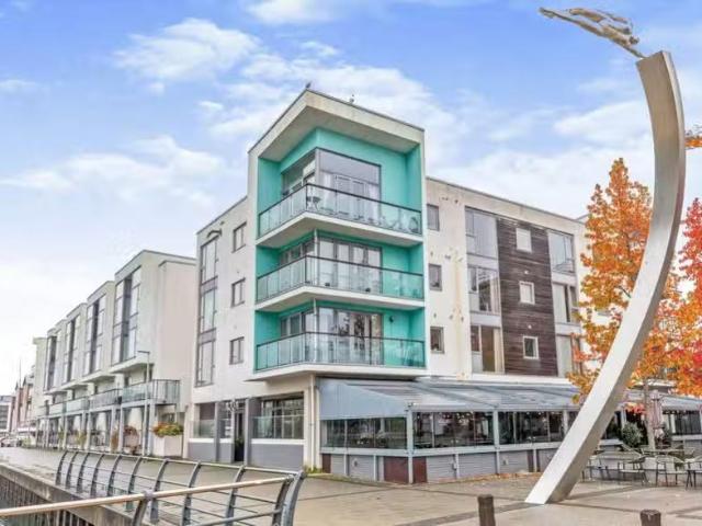 2 bedroom apartment for rent in Martingale Way, Portishead, BS20