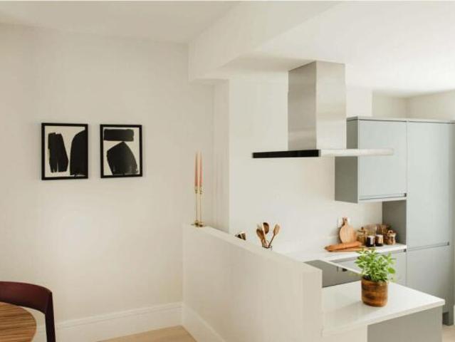 2 bedroom apartment for rent in Marylebone Lane, W1U
