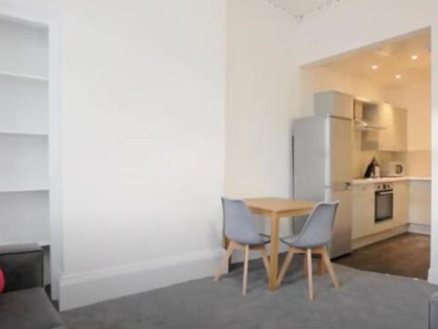 2 bedroom apartment for rent in Meadowpark Street, Dennistoun, Glasgow, G31