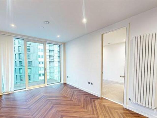 2 Bedroom Apartment For Rent In Media City, Salford Quays