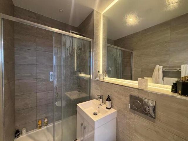 2 bedroom apartment for rent in Medina House, MK9