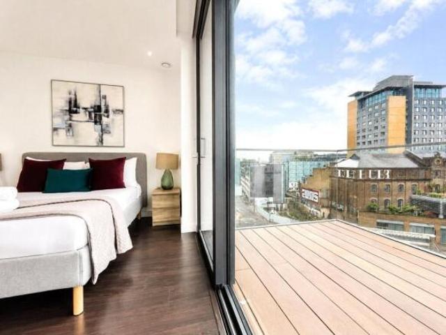 2 bedroom apartment for rent in Meranti House, 84 Alie Street, E1