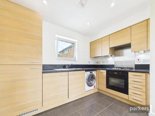 2 bedroom apartment for rent in Merrick House, Whale Avenue, Reading, Berkshire, RG2