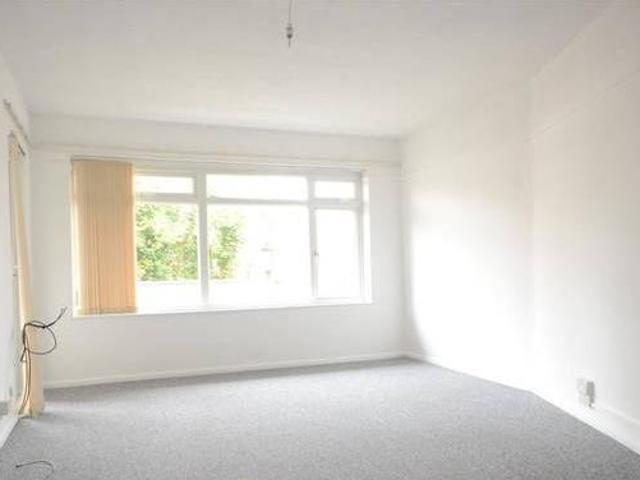 2 bedroom apartment for rent in Merton Road Southsea PO5