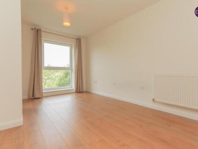 2 bedroom apartment for rent in Metropolitan Station Approach, Watford, WD18