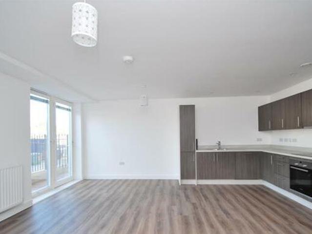 2 Bedroom Apartment For Rent In Midland Road