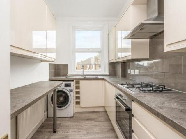 2 bedroom apartment for rent in Mill Lane, West Hampstead, London, NW6